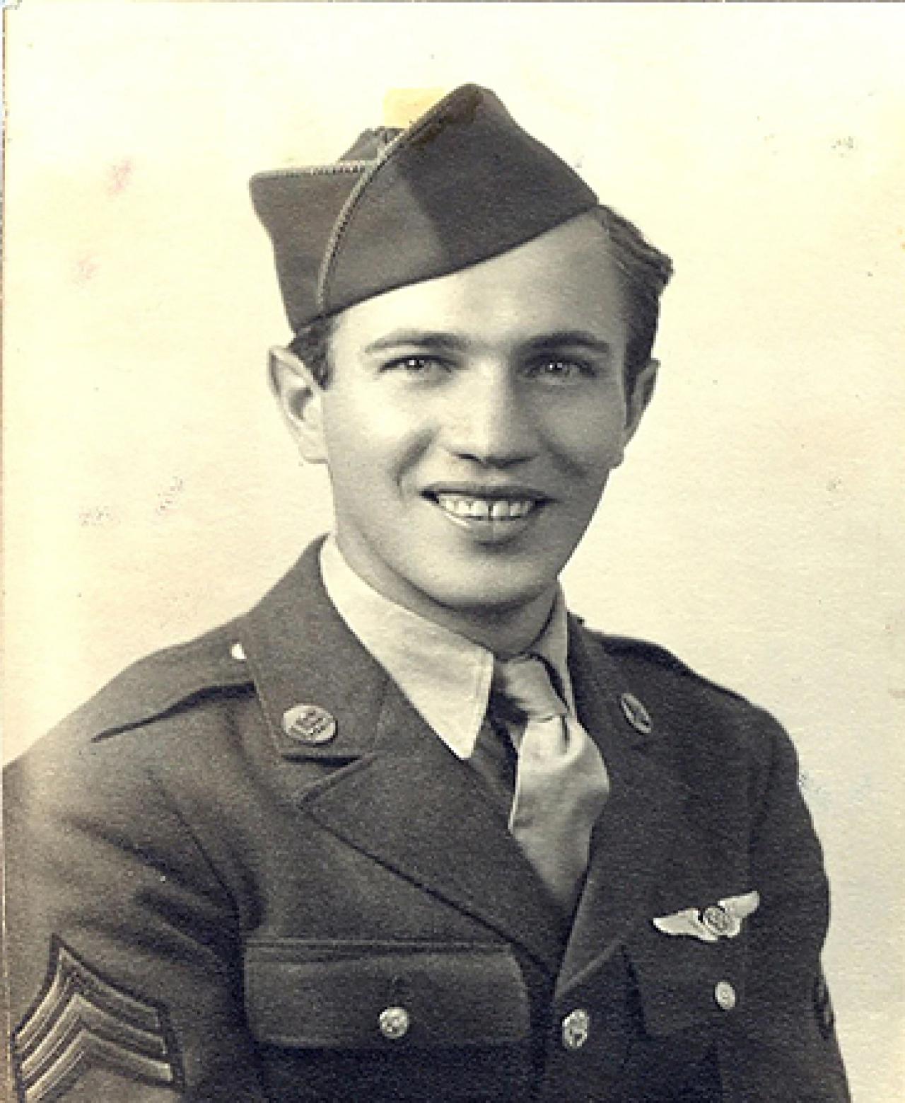 U.S. Army Air Forces Staff Sgt. Moses F. Tate, killed in WWII ...